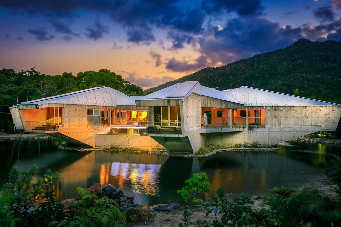 STAY – Alkira Resort House